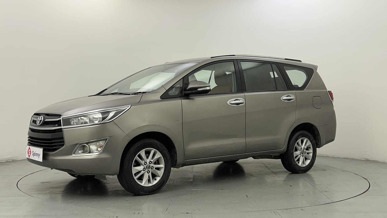 Used Innova Crysta Petrol Automatic Cars in Delhi NCR - Second Hand ...