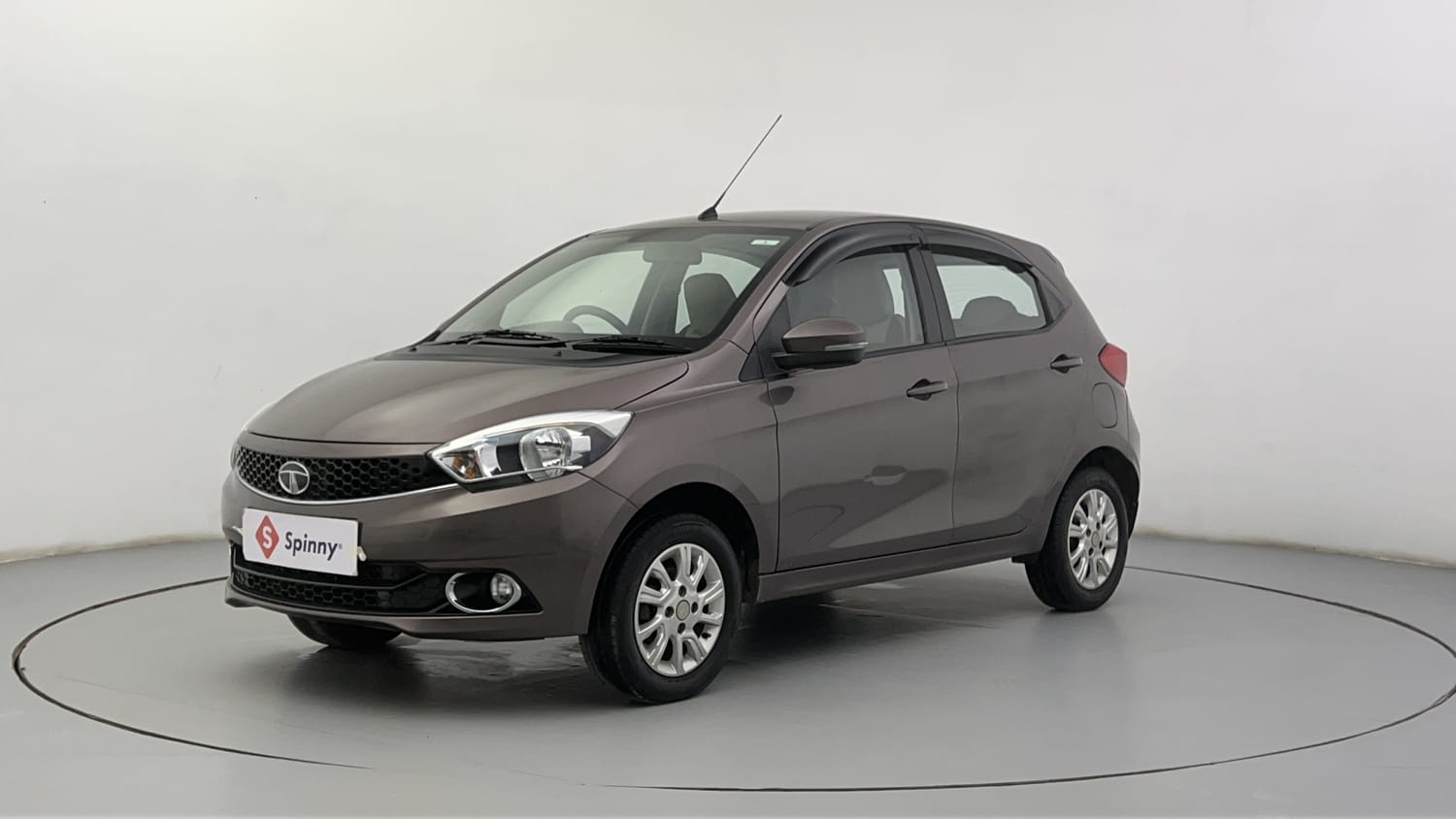 Used Tiago Cars under 30000 kms in Ahmedabad - Second Hand Tiago Cars ...