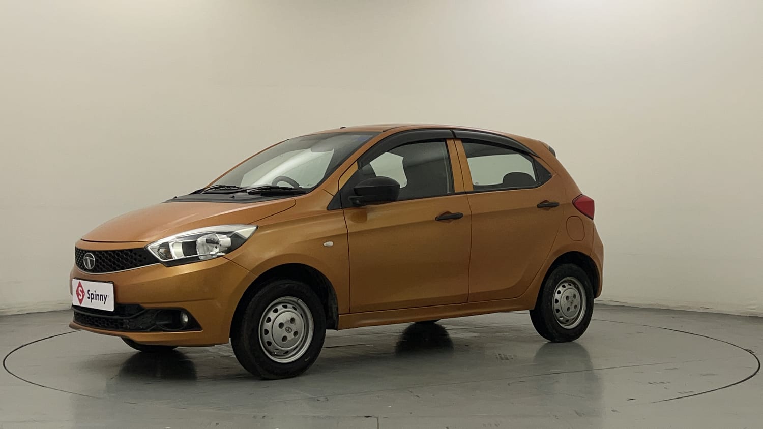 Used Tiago CNG Cars in Delhi - Second Hand Tiago CNG Cars Delhi | Spinny