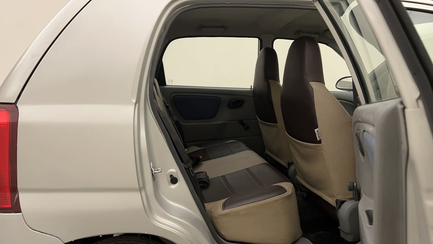 Maruti Suzuki Alto K10 (2025) Images & Videos - Interior & Exterior Gallery | Spinny